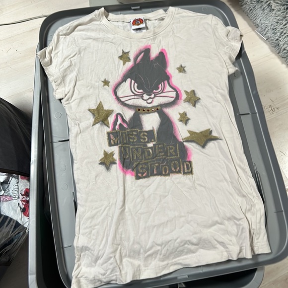 Warner Bros. | Tops | Looney Tunes Cat Misunderstood Juniors Medium ...
